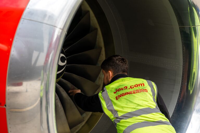 Future Second Officers Jobs | Jet2Careers